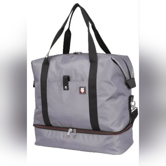 Swiss Tech | Bags | Swiss Tech Bag Travel Weekender Gym Duffel ...